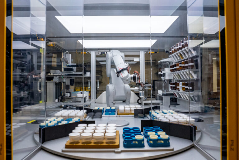 Google DeepMind Adds Nearly 400,000 New Compounds to Berkeley Lab’s Materials Project – Berkeley ...